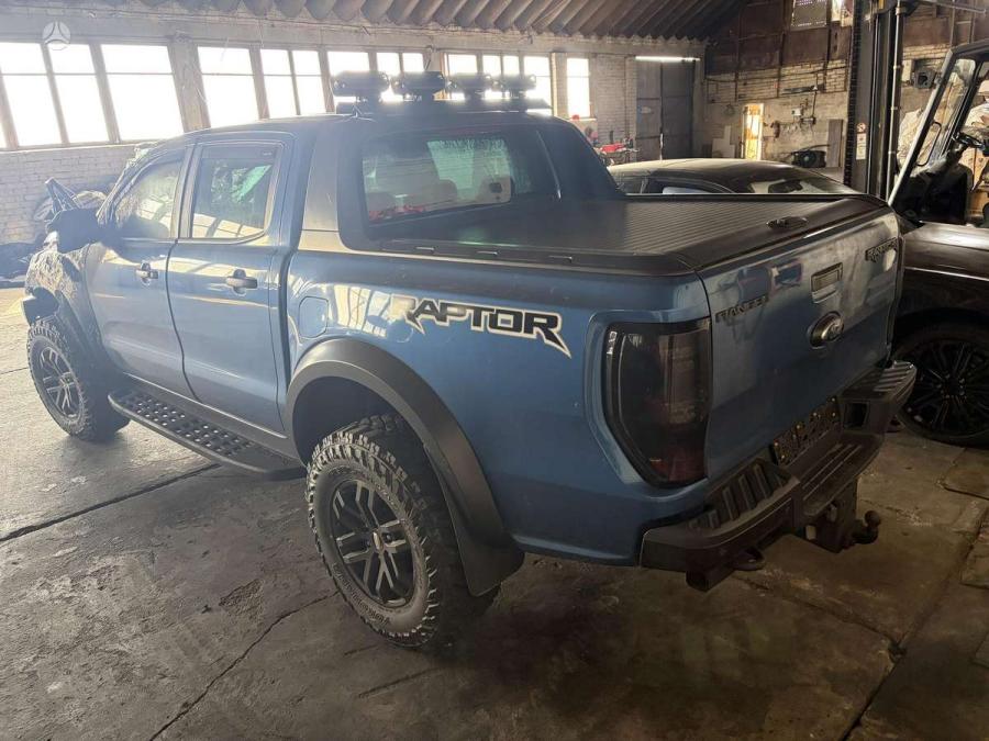 Blue Ford Raptor 2019 in Kaunas, with an engine capacity of 0.00 L and mileage of 52 thousand km for 7500 €, photo 4 on AUTOMOTO.COM.LV