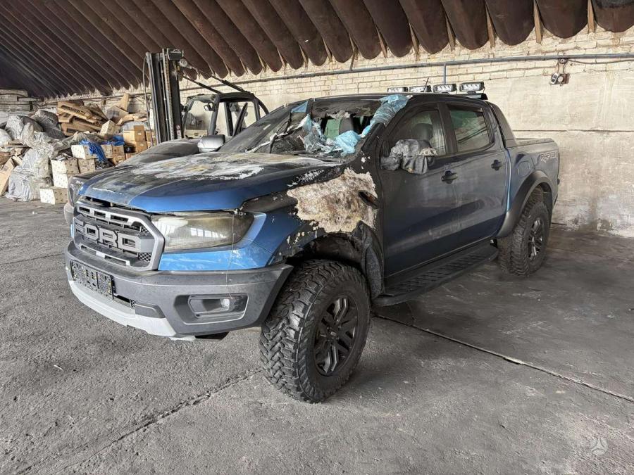 Blue Ford Raptor 2019 in Kaunas, with an engine capacity of 0.00 L and mileage of 52 thousand km for 7500 €, photo 5 on AUTOMOTO.COM.LV