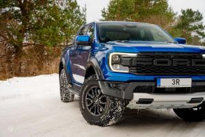 Zils Ford Raptor 2023 Palanga, ar dzinēja tilpumu 0.30 L un nobraukumu 49 tūkst. km par 56000 €, foto  vietnē AUTOMOTO.COM.LV