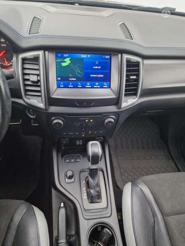 Ford Raptor 2021 in Moletai, with an engine capacity of 0.00 L and mileage of 228 thousand km for 25800 €, photo 11 on AUTOMOTO.COM.LV