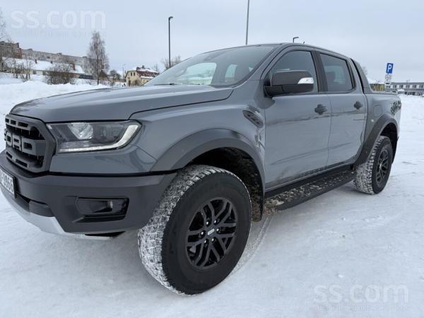 Pelēks Ford Raptor 2022 Ludza, ar dzinēja tilpumu 2.00 L un nobraukumu 155 tūkst. km par 33500 €, foto 2 vietnē AUTOMOTO.COM.LV