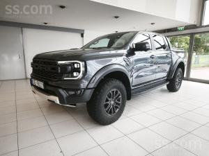 Pelēks Ford Raptor 2025 Rīga, ar dzinēja tilpumu 3.00 L un nobraukumu 38 tūkst. km par 55000 €, foto  vietnē AUTOMOTO.COM.LV
