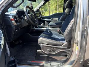 Grey Ford Raptor 2022 in Kaunas, with an engine capacity of 3.50 L and mileage of 66 thousand km for 66666 €, photo 15 on AUTOMOTO.COM.LV