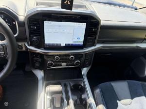 Grey Ford Raptor 2022 in Kaunas, with an engine capacity of 3.50 L and mileage of 66 thousand km for 66666 €, photo 18 on AUTOMOTO.COM.LV