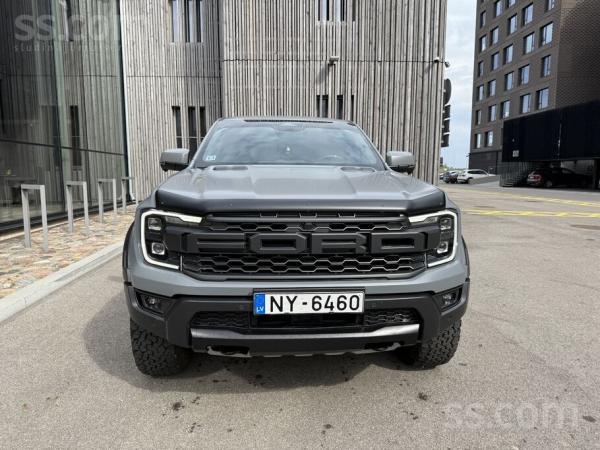 Grey Ford Raptor 2024 in Riga, with an engine capacity of 3.00 L and mileage of 22 thousand km for 56000 €, photo 2 on AUTOMOTO.COM.LV