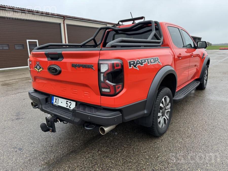 Oranžs Ford Raptor 2023 Balvi, ar dzinēja tilpumu 3.00 L un nobraukumu 156 tūkst. km par 47000 €, foto 4 vietnē AUTOMOTO.COM.LV