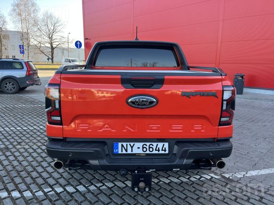 Oranžs Ford Raptor 2024 Rīga, ar dzinēja tilpumu 3.00 L un nobraukumu 52 tūkst. km par 54990 €, foto 6 vietnē AUTOMOTO.COM.LV