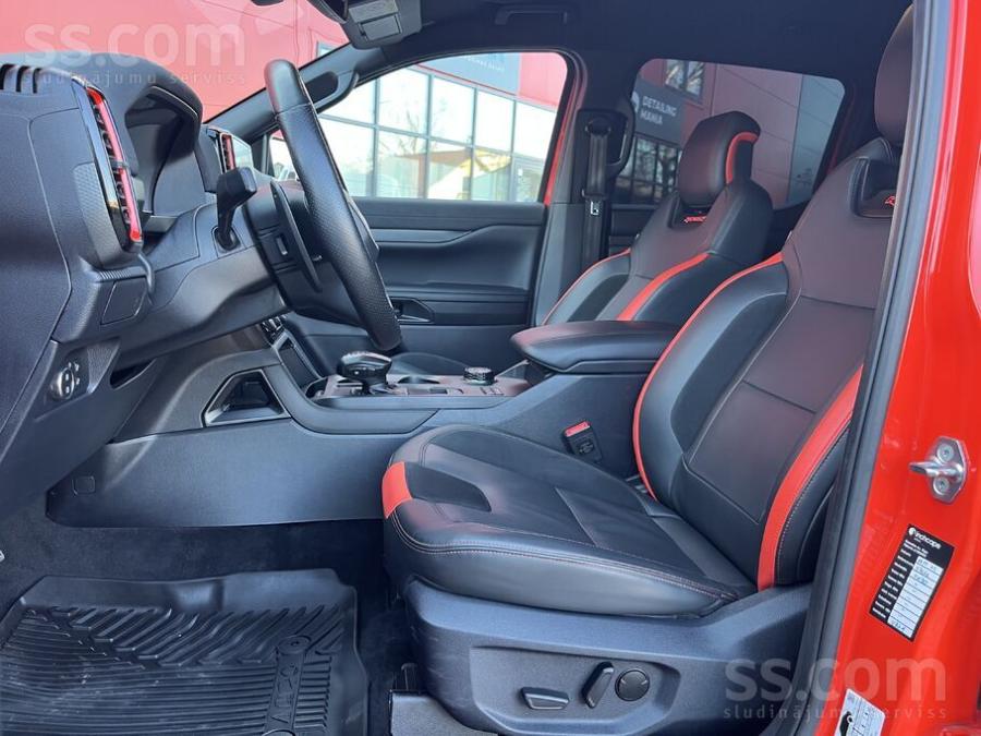 Oranžs Ford Raptor 2024 Rīga, ar dzinēja tilpumu 3.00 L un nobraukumu 52 tūkst. km par 54990 €, foto 10 vietnē AUTOMOTO.COM.LV