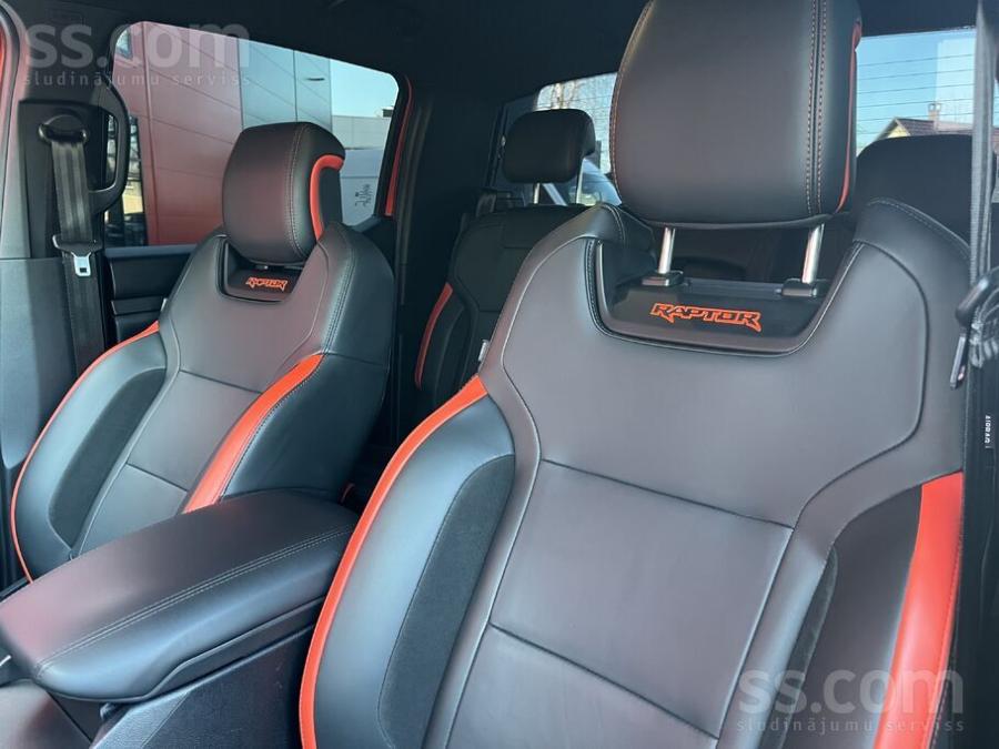Oranžs Ford Raptor 2024 Rīga, ar dzinēja tilpumu 3.00 L un nobraukumu 52 tūkst. km par 54990 €, foto 11 vietnē AUTOMOTO.COM.LV