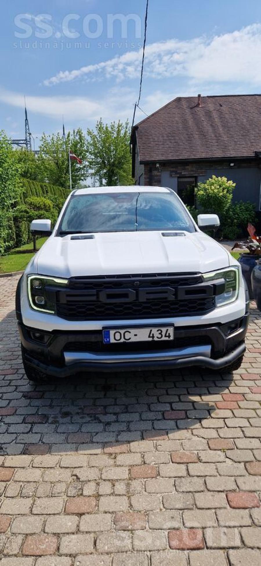 Balts Ford Raptor 2025 Jelgava, ar dzinēja tilpumu 3.00 L un nobraukumu 0 tūkst. km par 59900 €, foto 1 vietnē AUTOMOTO.COM.LV