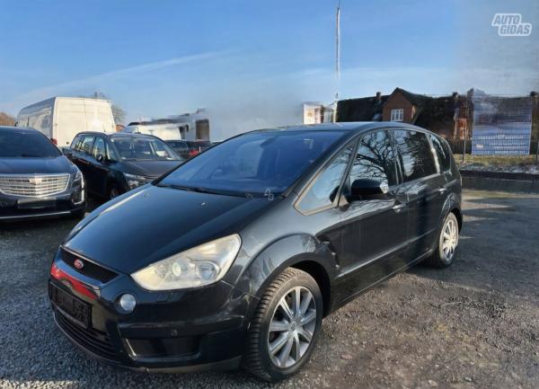 Black Ford S-Max 2009 in Telschi, with an engine capacity of 2.20 L and mileage of 345 thousand km for 2250 €, photo 1 on AUTOMOTO.COM.LV