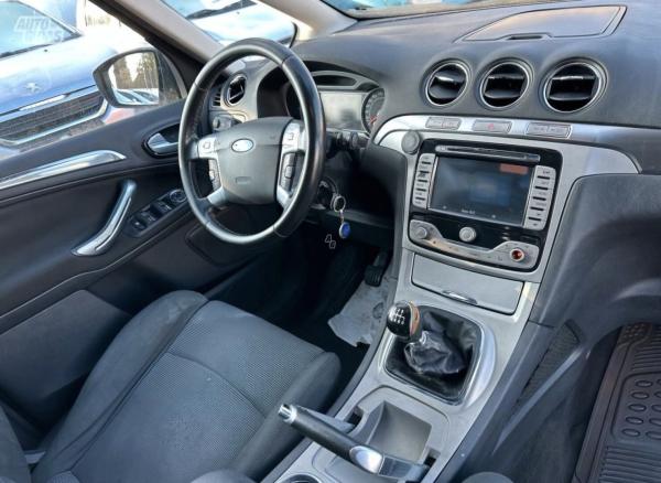 Black Ford S-Max 2009 in Telschi, with an engine capacity of 2.20 L and mileage of 345 thousand km for 2250 €, photo 8 on AUTOMOTO.COM.LV