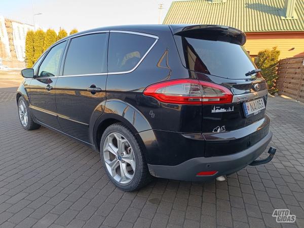 Melns Ford S-Max 2011 Kretinga, ar dzinēja tilpumu 2.00 L un nobraukumu 272 tūkst. km par 4800 €, foto 8 vietnē AUTOMOTO.COM.LV