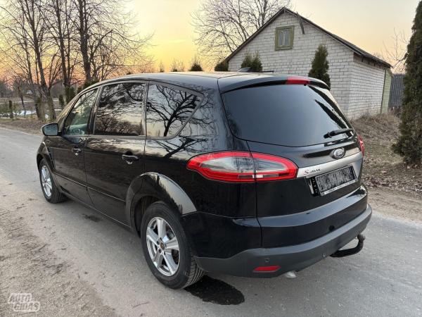 Melns Ford S-Max 2011 Varėna, ar dzinēja tilpumu 2.00 L un nobraukumu 243 tūkst. km par 5000 €, foto 4 vietnē AUTOMOTO.COM.LV