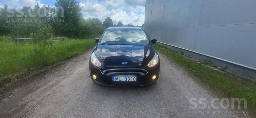 Black Ford S-Max 2017 in Tukums, with an engine capacity of 2.00 L and mileage of 262 thousand km for 6990 €, photo 14 on AUTOMOTO.COM.LV