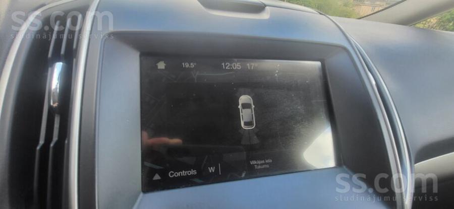 Black Ford S-Max 2017 in Tukums, with an engine capacity of 2.00 L and mileage of 262 thousand km for 6990 €, photo 17 on AUTOMOTO.COM.LV