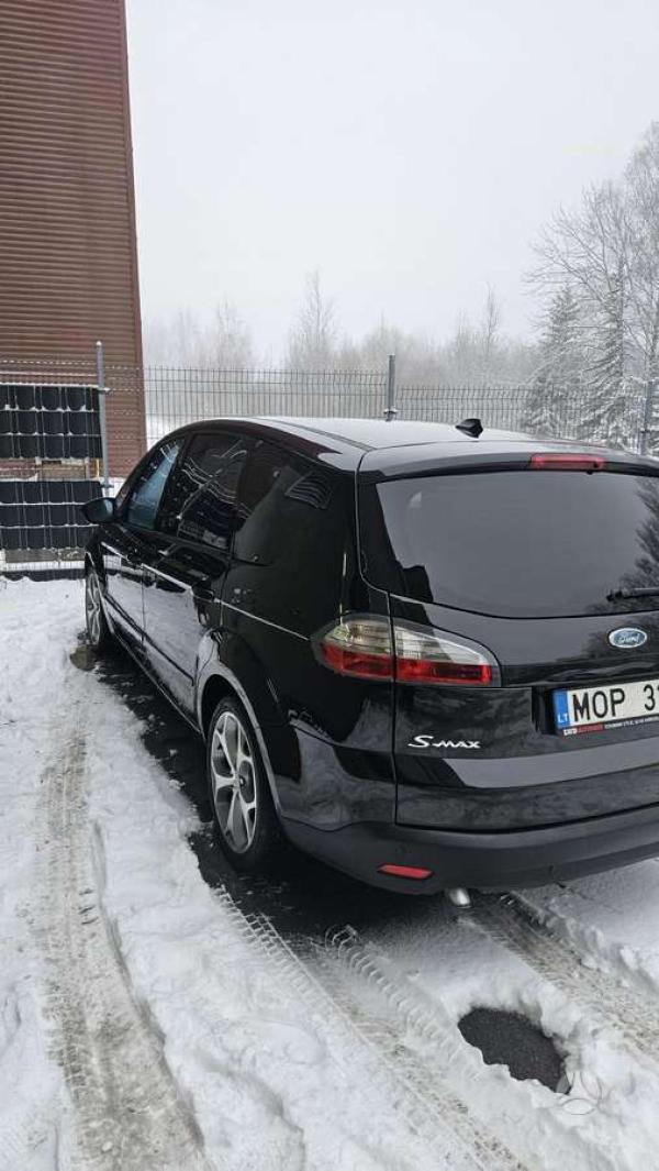 Black Ford S-Max 2007 in Siauliai, with an engine capacity of 2.00 L and mileage of 360 thousand km for 2800 €, photo 10 on AUTOMOTO.COM.LV