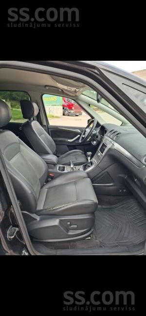 Melns Ford S-Max 2007 Tukums, ar dzinēja tilpumu 2.00 L un nobraukumu 0 tūkst. km par 3350 €, foto 5 vietnē AUTOMOTO.COM.LV