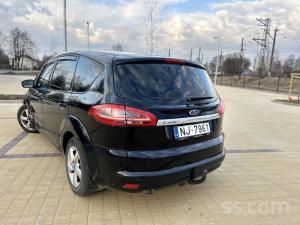 Black Ford S-Max 2010 in Riga, with an engine capacity of 2.00 L and mileage of 0 thousand km for 4000 €, photo 6 on AUTOMOTO.COM.LV