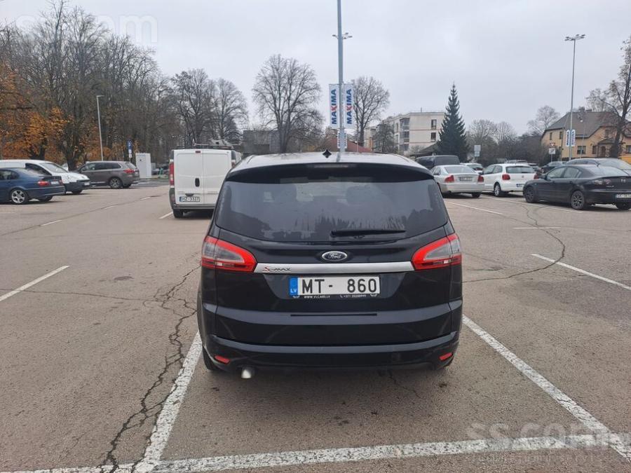 Black Ford S-Max 2011 in Riga, with an engine capacity of 2.00 L and mileage of 298 thousand km for 5950 €, photo 7 on AUTOMOTO.COM.LV
