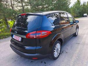 Black Ford S-Max 2011 in Taurage, with an engine capacity of 2.00 L and mileage of 213 thousand km for 3800 €, photo 5 on AUTOMOTO.COM.LV