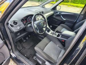 Black Ford S-Max 2011 in Taurage, with an engine capacity of 2.00 L and mileage of 213 thousand km for 3800 €, photo 12 on AUTOMOTO.COM.LV