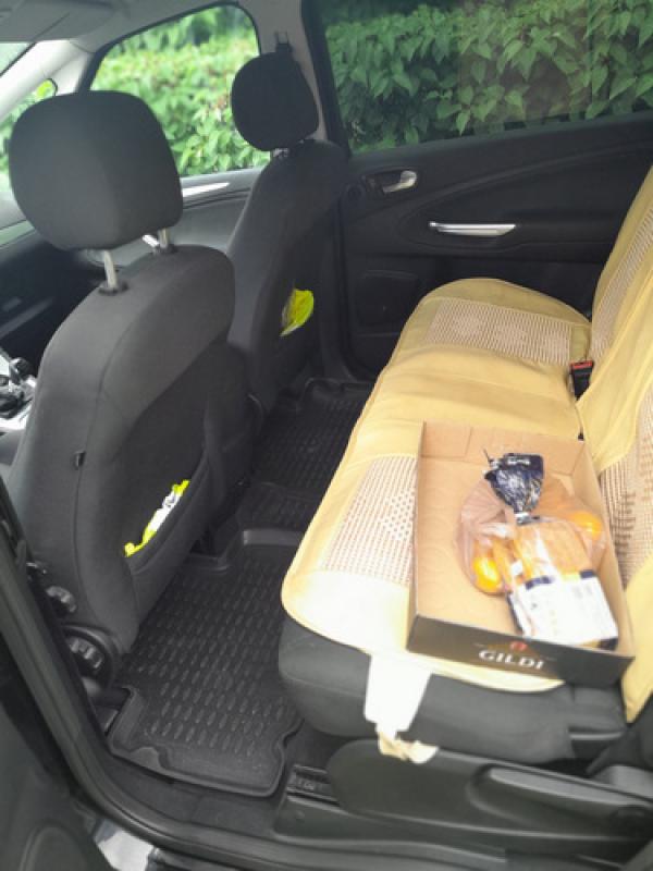 Melns Ford S-Max 2007 Mustvē, ar dzinēja tilpumu 2.00 L un nobraukumu 258 tūkst. km par 3500 €, foto 9 vietnē AUTOMOTO.COM.LV
