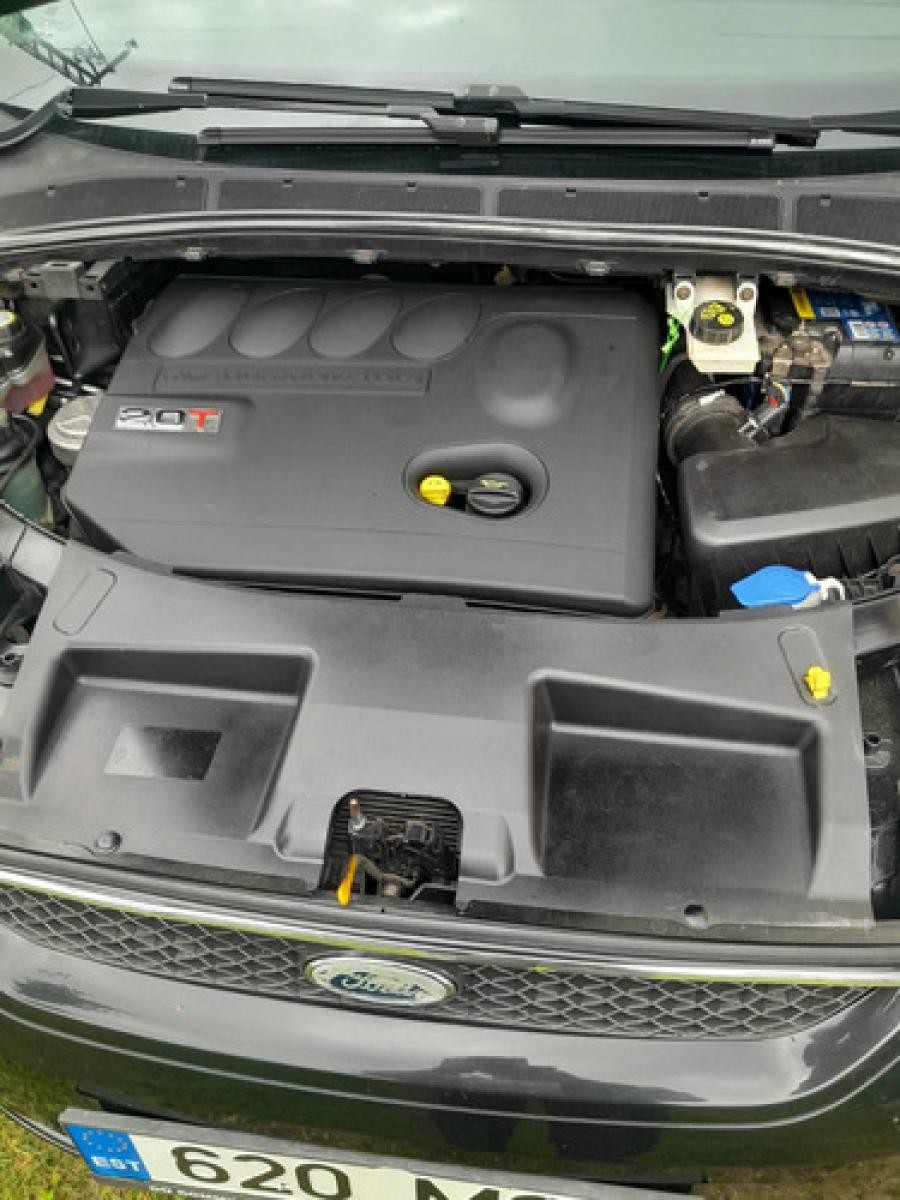 Melns Ford S-Max 2007 Mustvē, ar dzinēja tilpumu 2.00 L un nobraukumu 258 tūkst. km par 3500 €, foto 13 vietnē AUTOMOTO.COM.LV