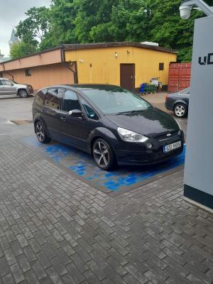 Melns Ford S-Max 2007 Mustvē, ar dzinēja tilpumu 2.00 L un nobraukumu 258 tūkst. km par 3500 €, foto 16 vietnē AUTOMOTO.COM.LV
