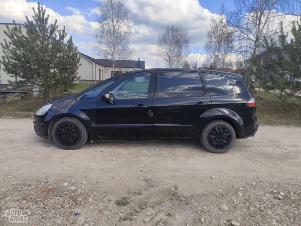 Black Ford S-Max 2006 in Vilnius, with an engine capacity of 2.00 L and mileage of 288 thousand km for 1500 €, photo 4 on AUTOMOTO.COM.LV