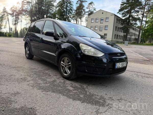 Melns Ford S-Max 2006 Rīga, ar dzinēja tilpumu 2.00 L un nobraukumu 331 tūkst. km par 2550 €, foto 1 vietnē AUTOMOTO.COM.LV