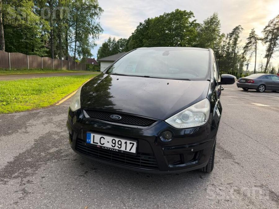 Melns Ford S-Max 2006 Rīga, ar dzinēja tilpumu 2.00 L un nobraukumu 331 tūkst. km par 2550 €, foto 3 vietnē AUTOMOTO.COM.LV