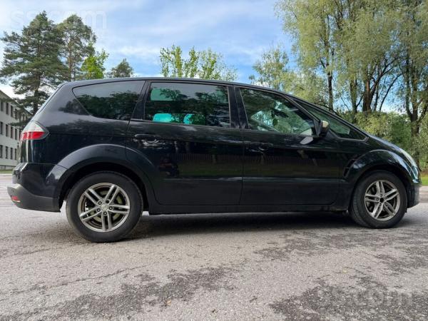 Melns Ford S-Max 2006 Rīga, ar dzinēja tilpumu 2.00 L un nobraukumu 331 tūkst. km par 2550 €, foto 8 vietnē AUTOMOTO.COM.LV