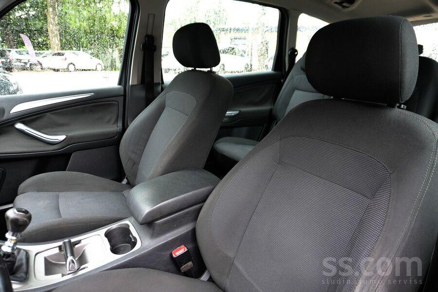 Melns Ford S-Max 2006 Rīga, ar dzinēja tilpumu 1.80 L un nobraukumu 276 tūkst. km par 1990 €, foto 9 vietnē AUTOMOTO.COM.LV