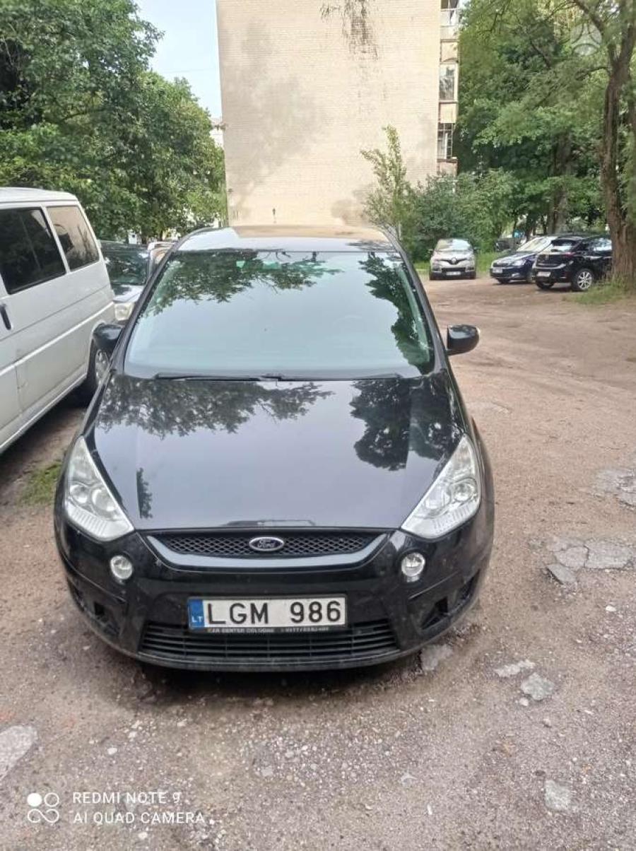 Black Ford S-Max 2006 in Vilnius, with an engine capacity of 2.00 L and mileage of 349 thousand km for 1050 €, photo 4 on AUTOMOTO.COM.LV