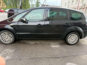 Black Ford S-Max 2006 in Mazeikiai, with an engine capacity of 1.75 L and mileage of 460 thousand km for 900 €, photo  on AUTOMOTO.COM.LV