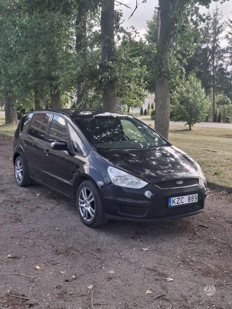 Black Ford S-Max 2006 in Vilkaviskis, with an engine capacity of 2.00 L and mileage of 332 thousand km for 2300 €, photo 3 on AUTOMOTO.COM.LV
