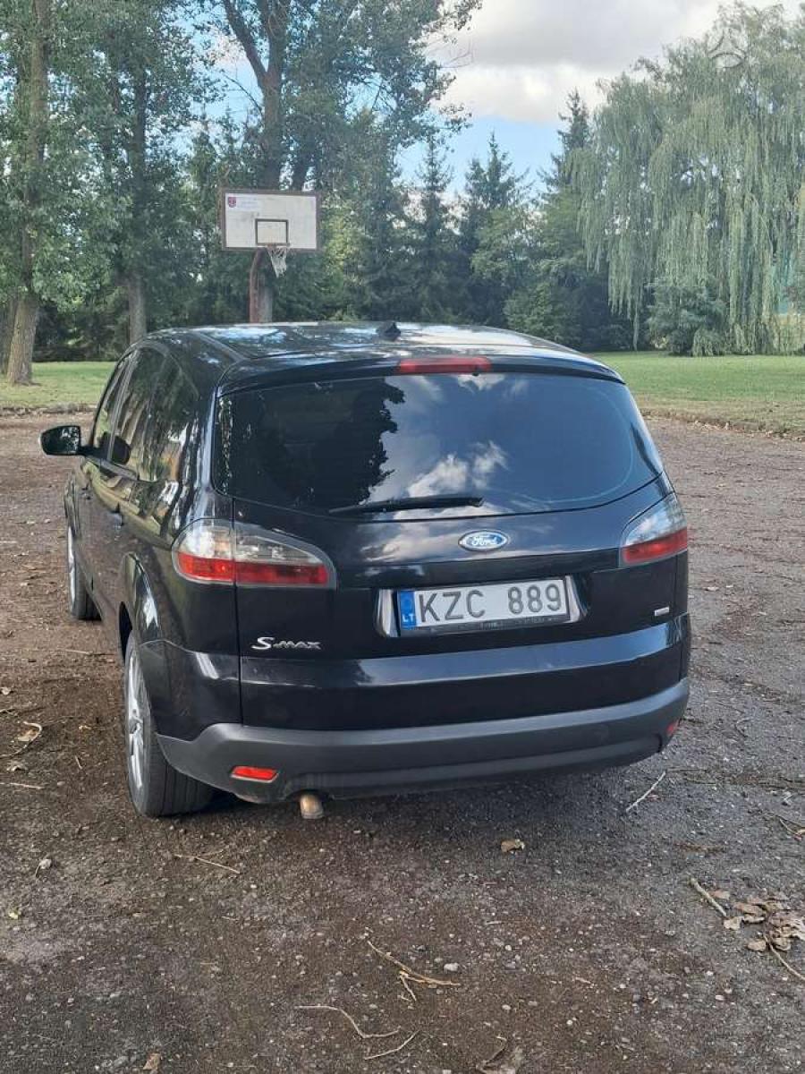 Black Ford S-Max 2006 in Vilkaviskis, with an engine capacity of 2.00 L and mileage of 332 thousand km for 2300 €, photo 5 on AUTOMOTO.COM.LV