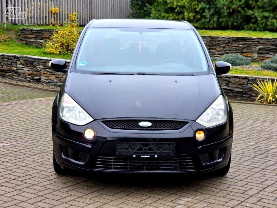 Black Ford S-Max 2007 in Vilnius, with an engine capacity of 2.00 L and mileage of 270 thousand km for 2950 €, photo 2 on AUTOMOTO.COM.LV