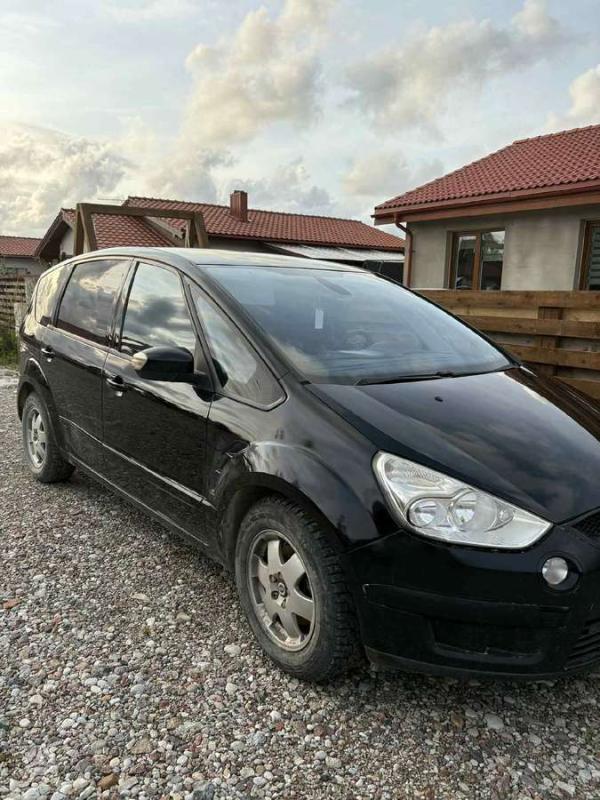 Melns Ford S-Max 2007 Kretinga, ar dzinēja tilpumu 2.00 L un nobraukumu 360 tūkst. km par 2600 €, foto 3 vietnē AUTOMOTO.COM.LV