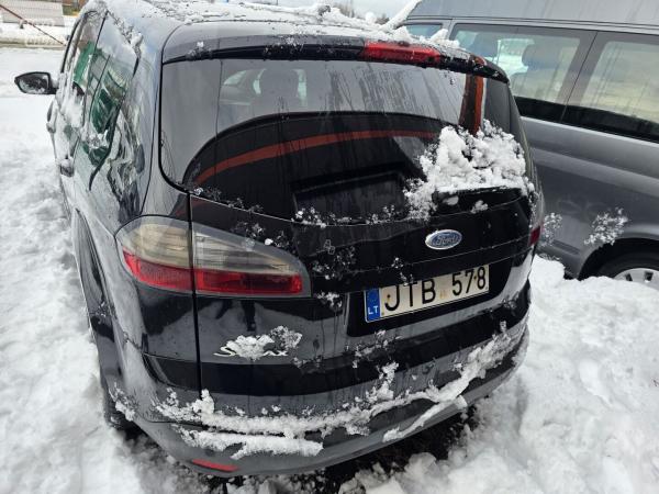 Melns Ford S-Max 2007 Kretinga, ar dzinēja tilpumu 2.00 L un nobraukumu 341 tūkst. km par 2100 €, foto 5 vietnē AUTOMOTO.COM.LV