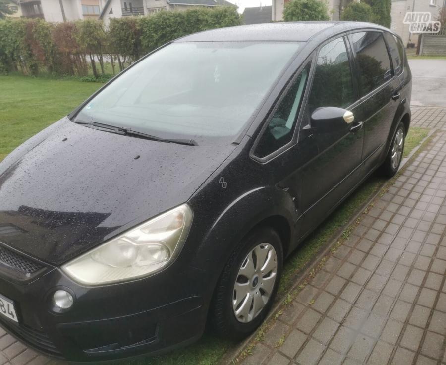 Melns Ford S-Max 2007 Panevēža, ar dzinēja tilpumu 2.00 L un nobraukumu 332 tūkst. km par 2350 €, foto 3 vietnē AUTOMOTO.COM.LV