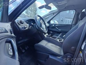 Black Ford S-Max 2007 in Rezekne, with an engine capacity of 1.80 L and mileage of 0 thousand km for 2450 €, photo 8 on AUTOMOTO.COM.LV