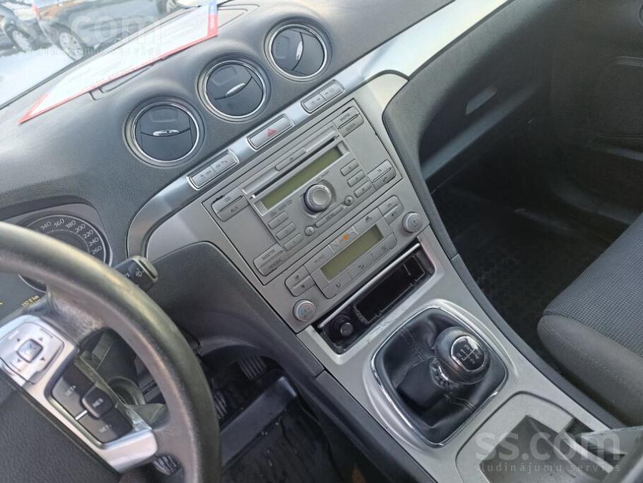 Black Ford S-Max 2007 in Rezekne, with an engine capacity of 1.80 L and mileage of 0 thousand km for 2450 €, photo 14 on AUTOMOTO.COM.LV
