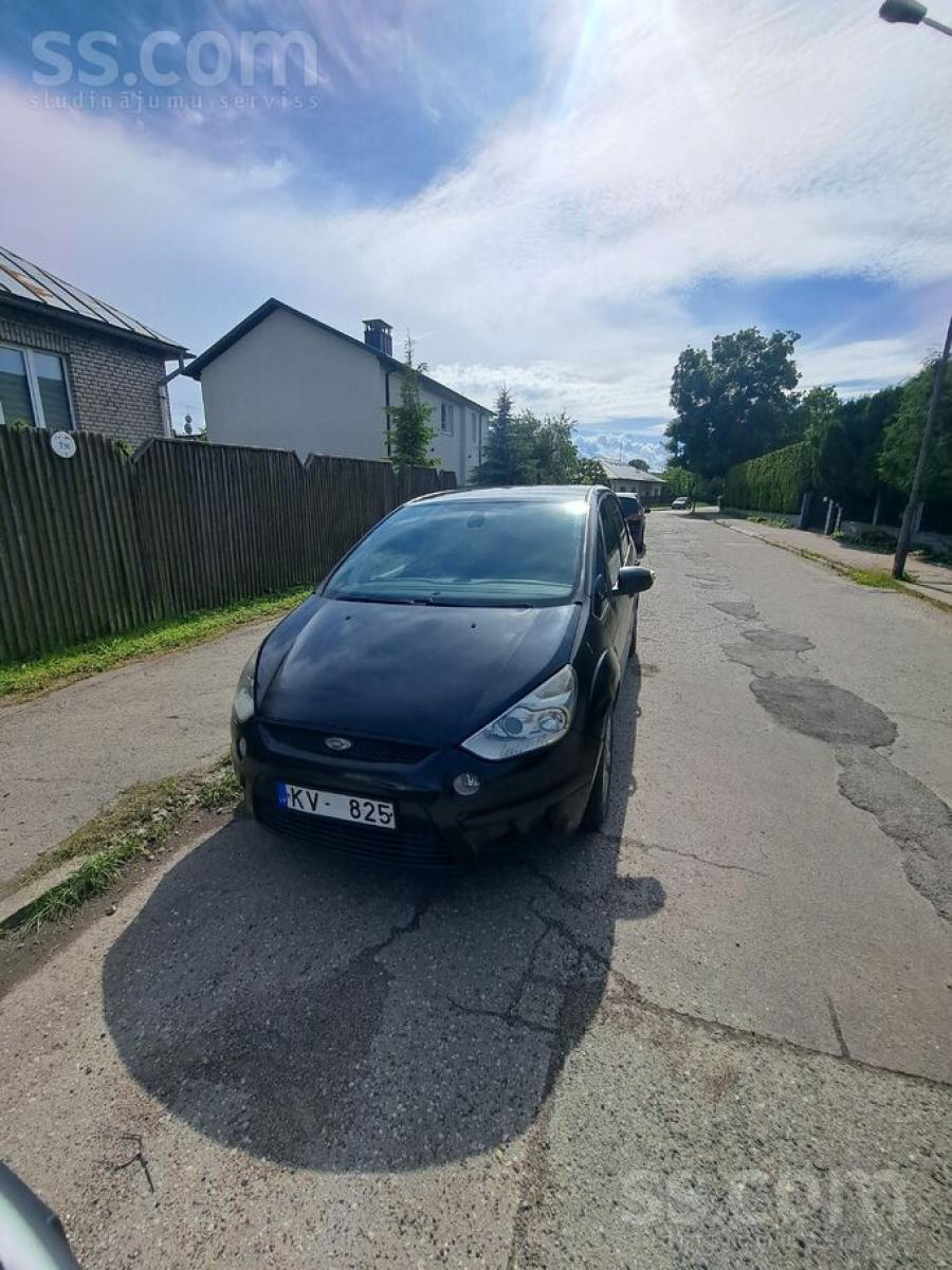 Melns Ford S-Max 2007 Rīga, ar dzinēja tilpumu 2.00 L un nobraukumu 501 tūkst. km par 1000 €, foto 5 vietnē AUTOMOTO.COM.LV