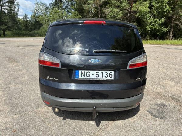 Black Ford S-Max 2007 in Talsi, with an engine capacity of 2.00 L and mileage of 352 thousand km for 2300 €, photo 5 on AUTOMOTO.COM.LV