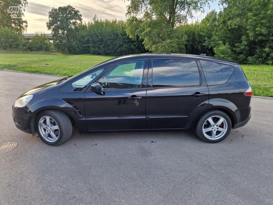 Black Ford S-Max 2007 in Kretinga, with an engine capacity of 2.00 L and mileage of 309 thousand km for 3000 €, photo 5 on AUTOMOTO.COM.LV