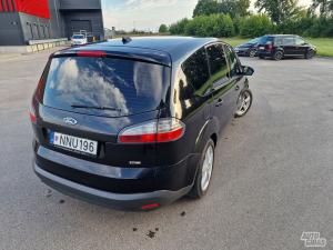 Black Ford S-Max 2007 in Kretinga, with an engine capacity of 2.00 L and mileage of 309 thousand km for 3000 €, photo 8 on AUTOMOTO.COM.LV