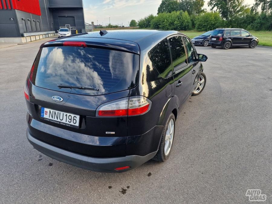 Black Ford S-Max 2007 in Kretinga, with an engine capacity of 2.00 L and mileage of 309 thousand km for 3000 €, photo 8 on AUTOMOTO.COM.LV