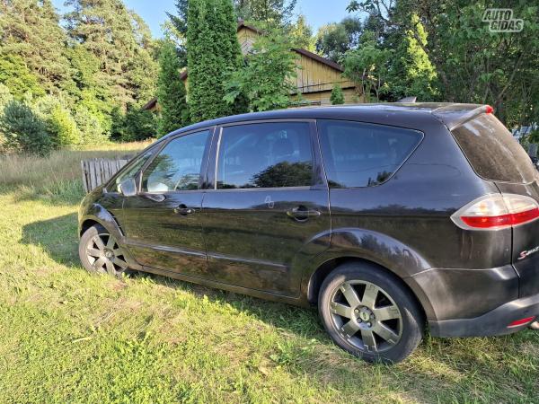 Black Ford S-Max 2007 in Kaunas, with an engine capacity of 2.00 L and mileage of 305 thousand km for 2150 €, photo 4 on AUTOMOTO.COM.LV